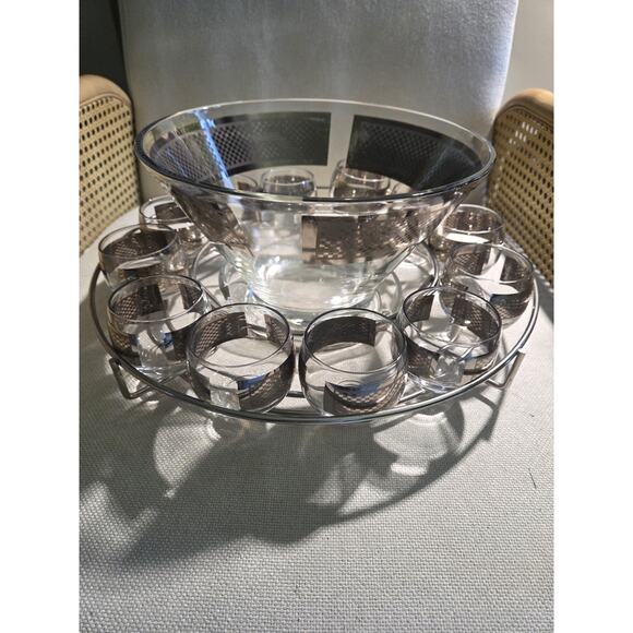 Queen's Lusterware | Dining | Vintage Mcm Queens Lusterware Silver ...